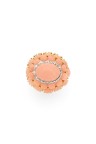 Bague "Chandelier" en or jaune 18k (750‰) ornée d'un cabochon ovale de corail dans un double ...